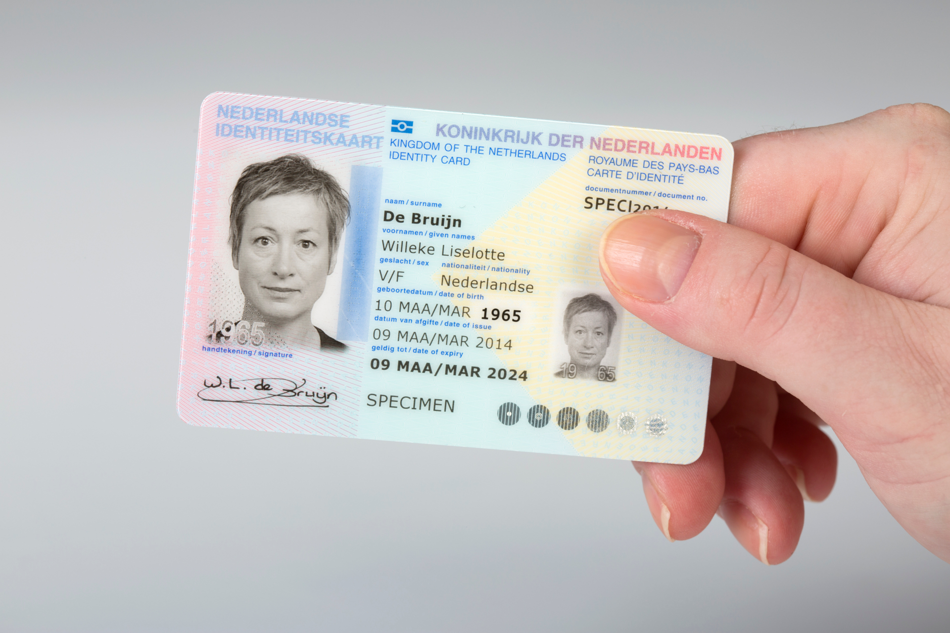 Wat moet je doen als je je identiteitsbewijs bent kwijtgeraakt? - Kassa ...